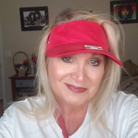 Book Services in Cape Coral, FL with Susan