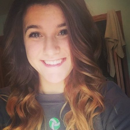 Book Services in Gwinn, MI with Briannah