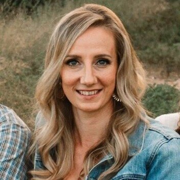 Book Services in Queen Creek, AZ with Andrea