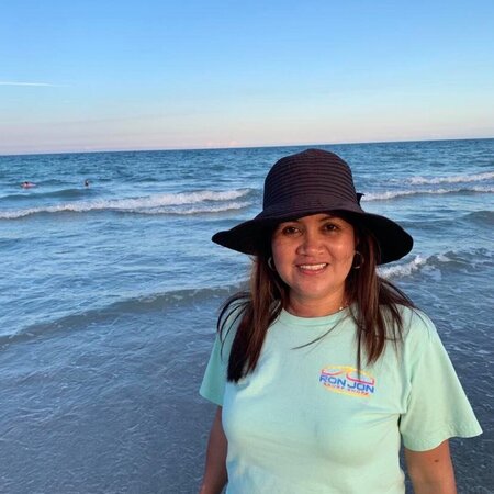 Book Services in Myrtle Beach, SC with Rowena