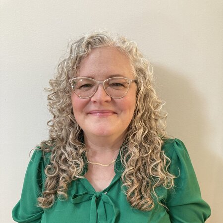 Book Services in Saint Paul, MN with Michelle