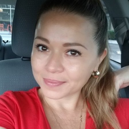 Book Services in Miami, FL with Ingrid