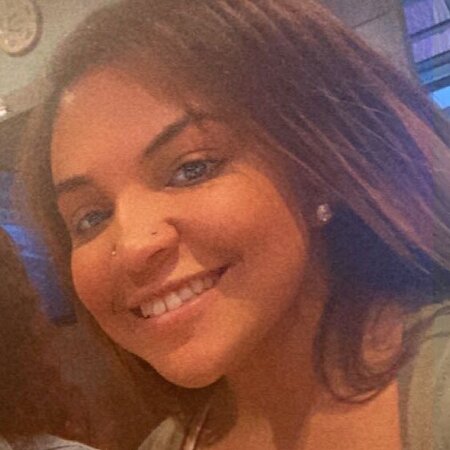 Book Services in Nottingham, MD with Brielle