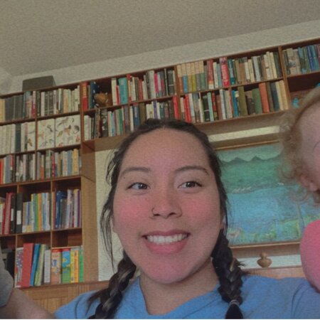 Book Services in Auburn, WA with Yuriana