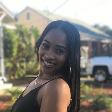 Book Services in Los Angeles, CA with Lakeisha