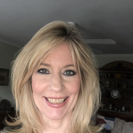 Book Services in Verona, NJ with Colleen