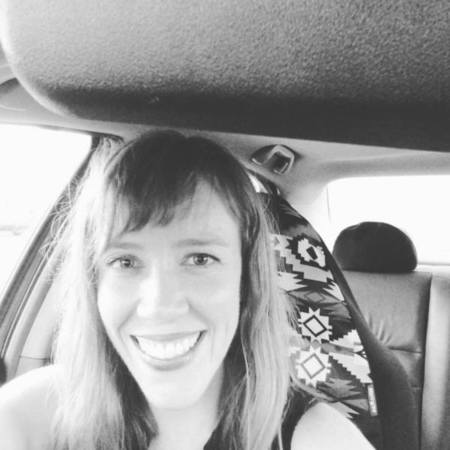 Book Services in Hutto, TX with Lisa