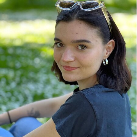 Book Services in Chicago, IL with Darcy